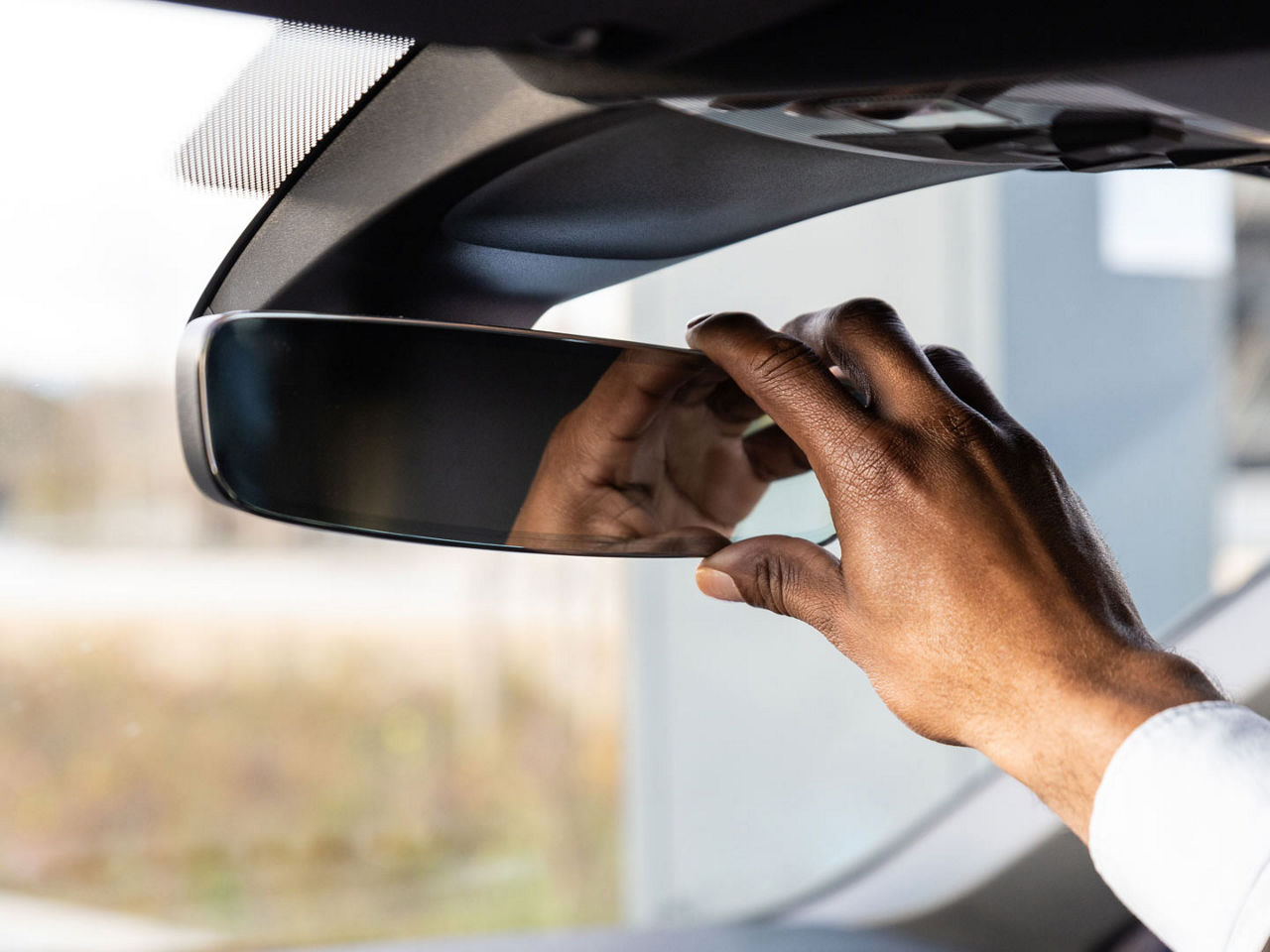 Automotive Rear View Mirror Connectors | Molex